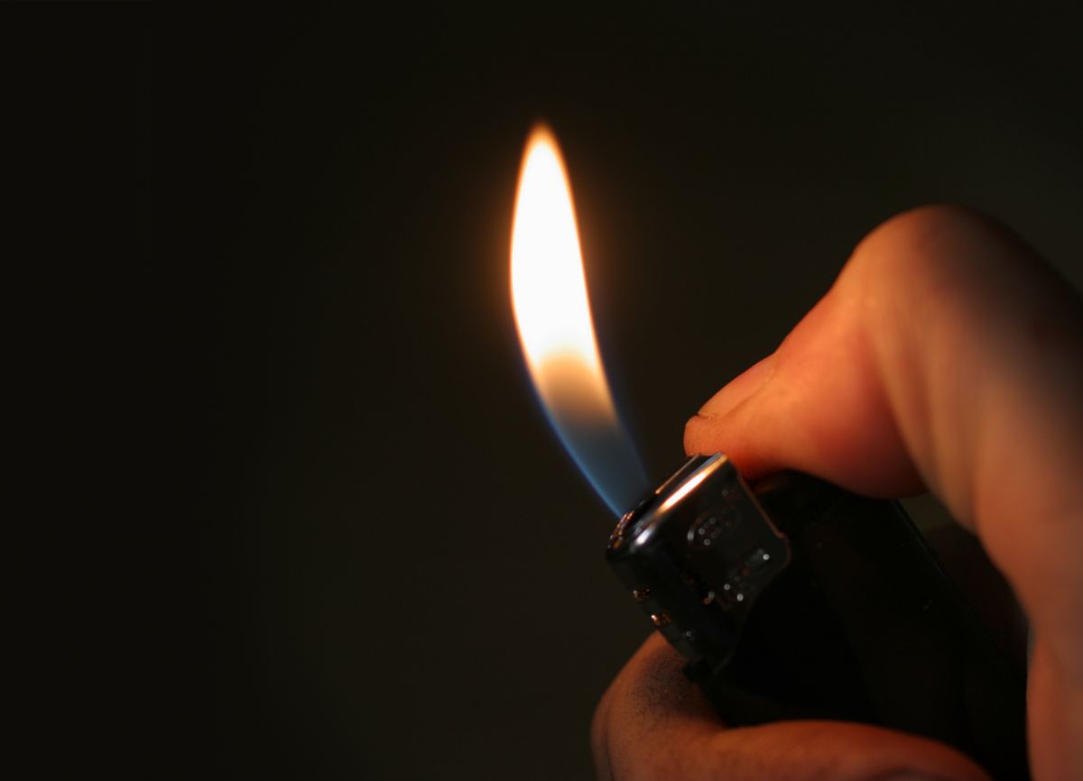 Acender o isqueiro - Conexão Fraterna